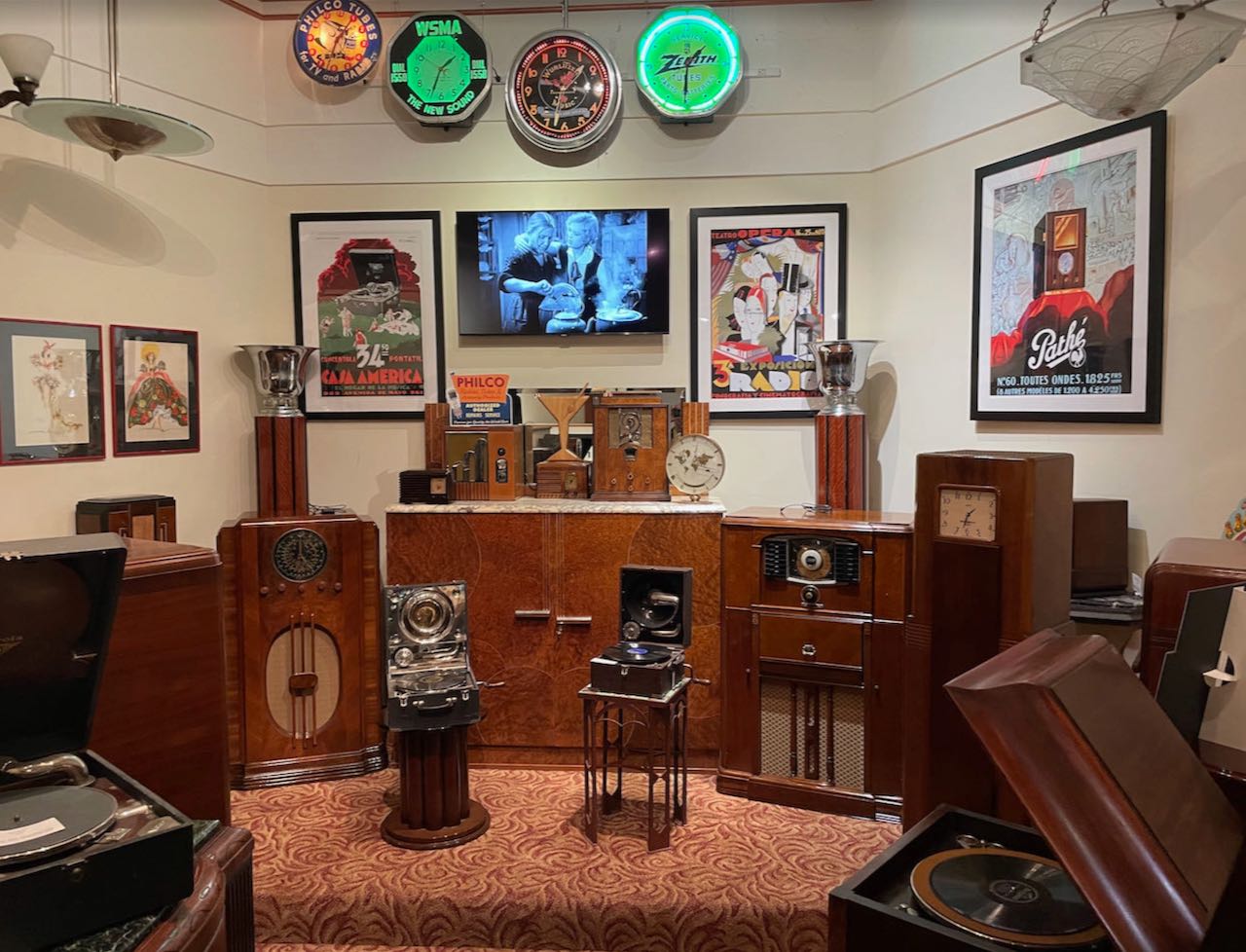 Zenith 12-S-370 “Big Bertha” | 1939 Robot Dial Console Radio Bluetooth ...